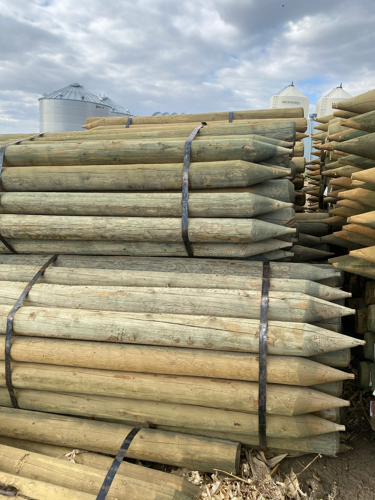 Wood Post | Ulrich Manufacturing