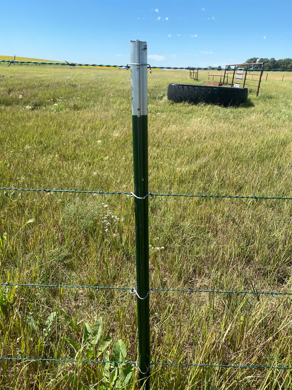 T-Post Clip • Bag of 25 | Ulrich Manufacturing